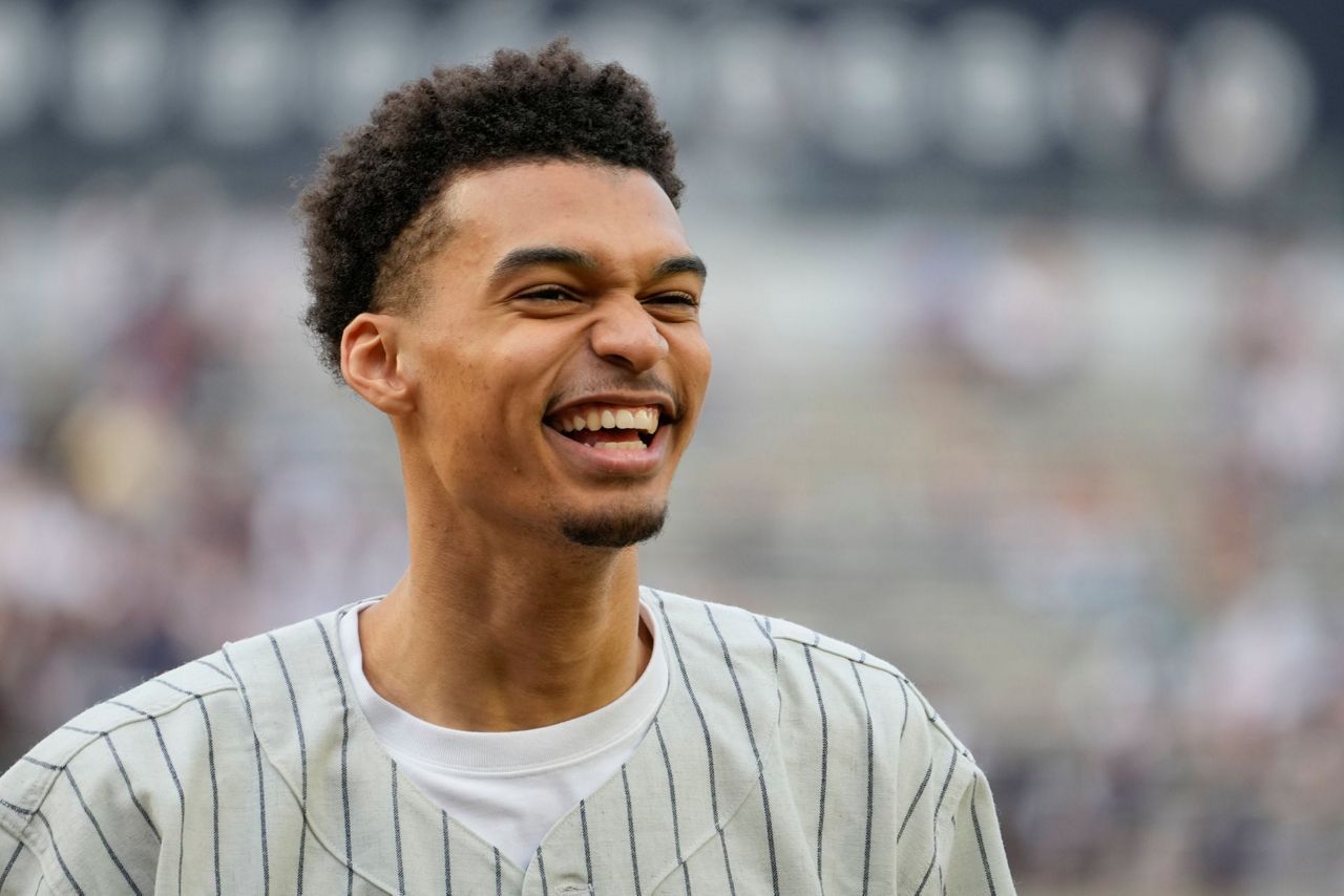 Victor Wembanyama throws out ceremonial first pitch at Yankee Stadium ...