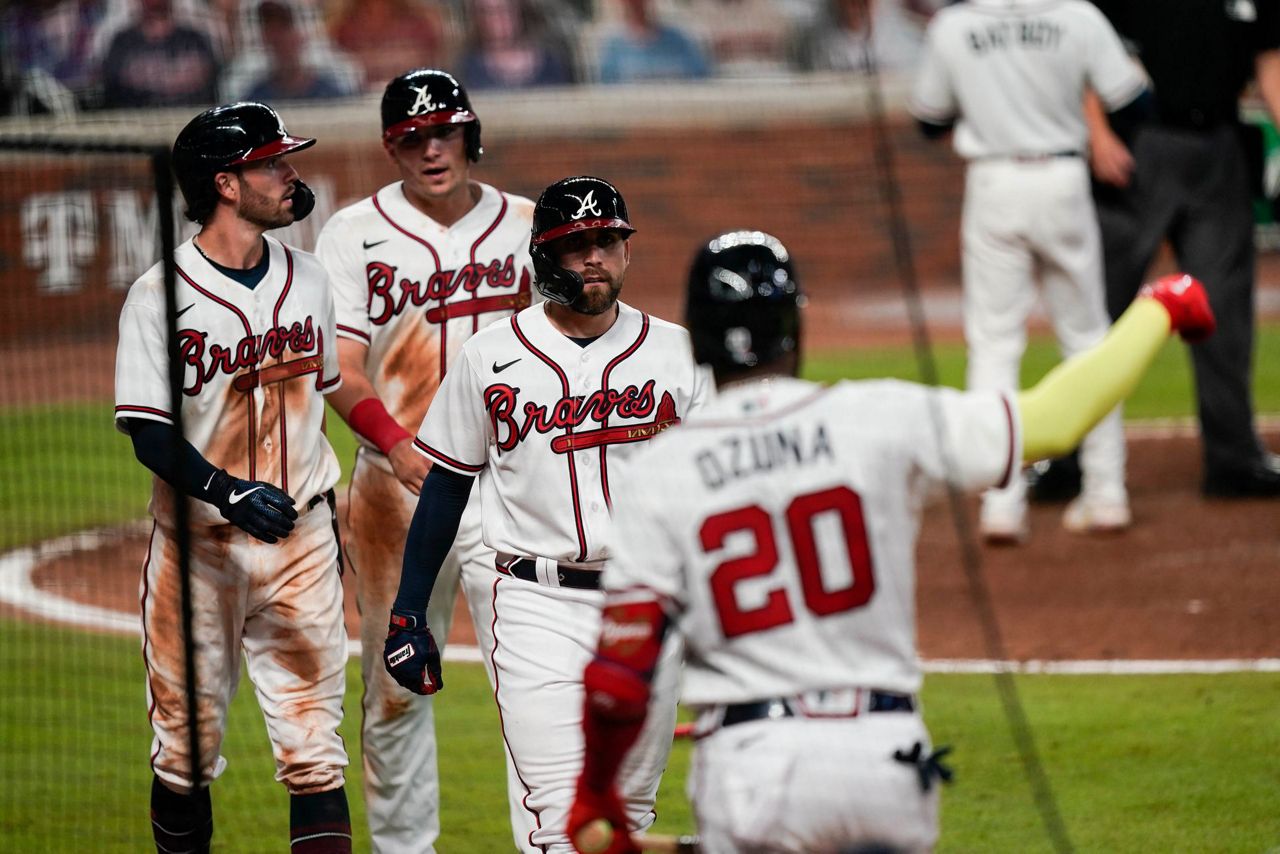 Braves set franchise record for runs, hammer Marlins 29-9