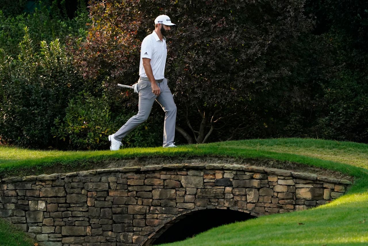 Johnson plays like No. 1 and seizes control at the Masters