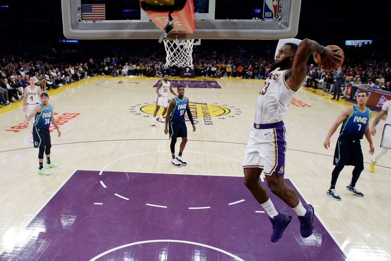 The King reigns: LeBron James is AP's male athlete of decade