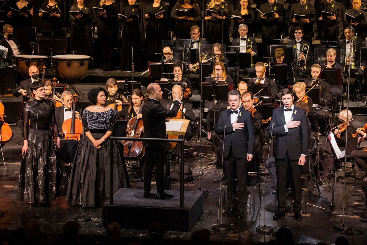 Met Opera marks 1st year of Ukraine war with concert