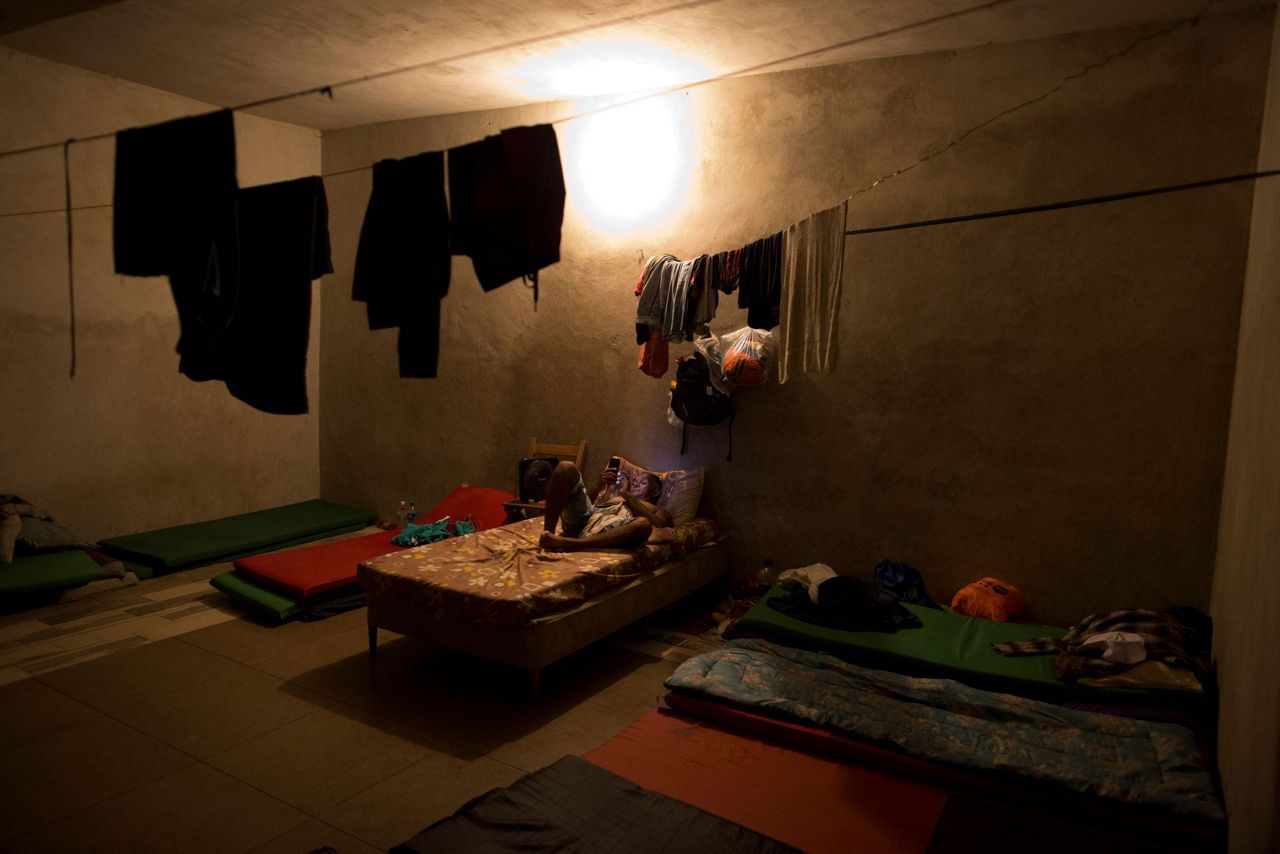 Mexico's migrant shelters overwhelmed in crackdown