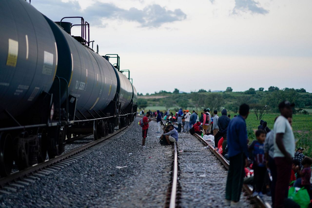 Mexican railway operator halts trains because so many migrants are ...