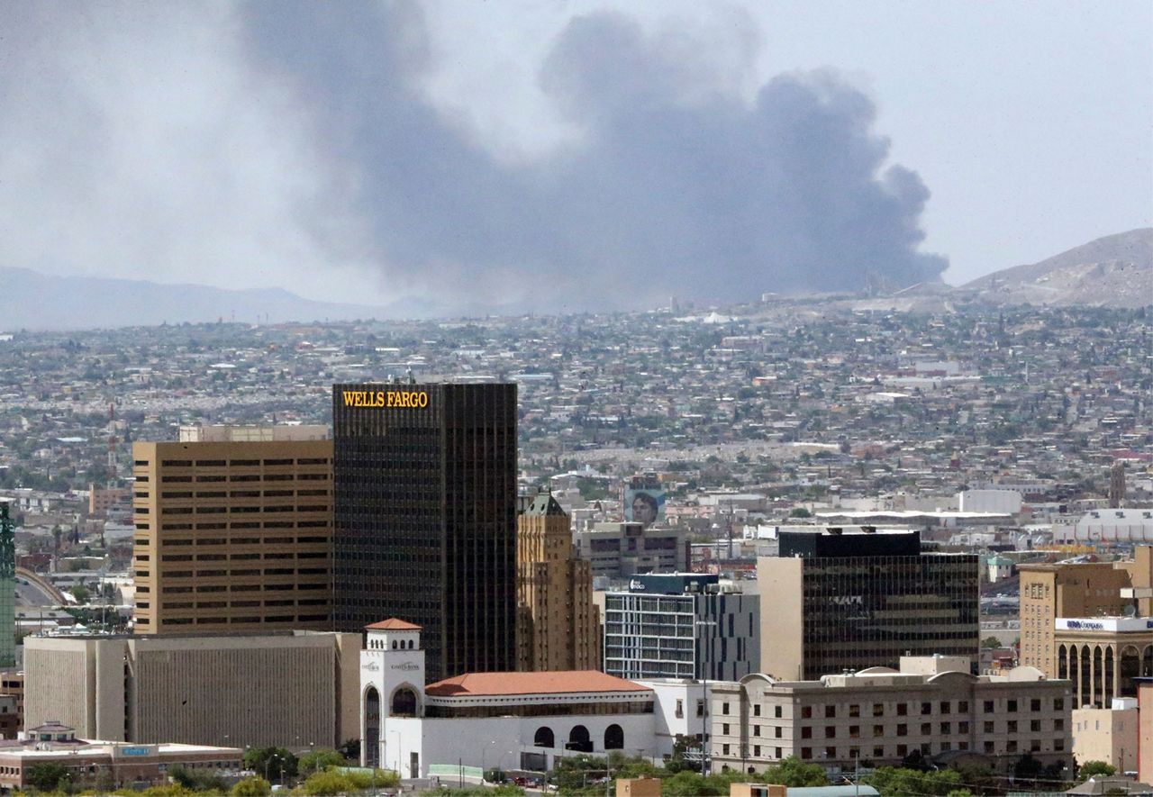 Fire sends thick smoke over Mexico's Juarez and into US