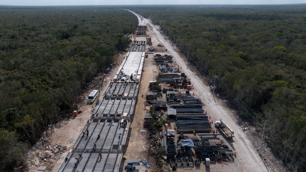 In Mexico's Yucatan peninsula, a hidden underground world under threat ...