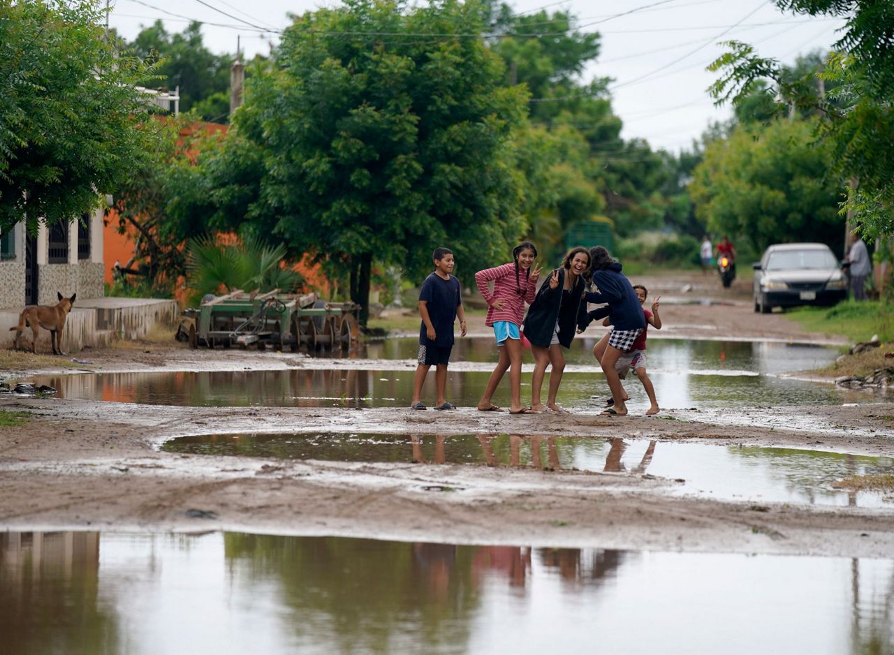 Hurricane Orlene roars toward Mexico's Pacific coast