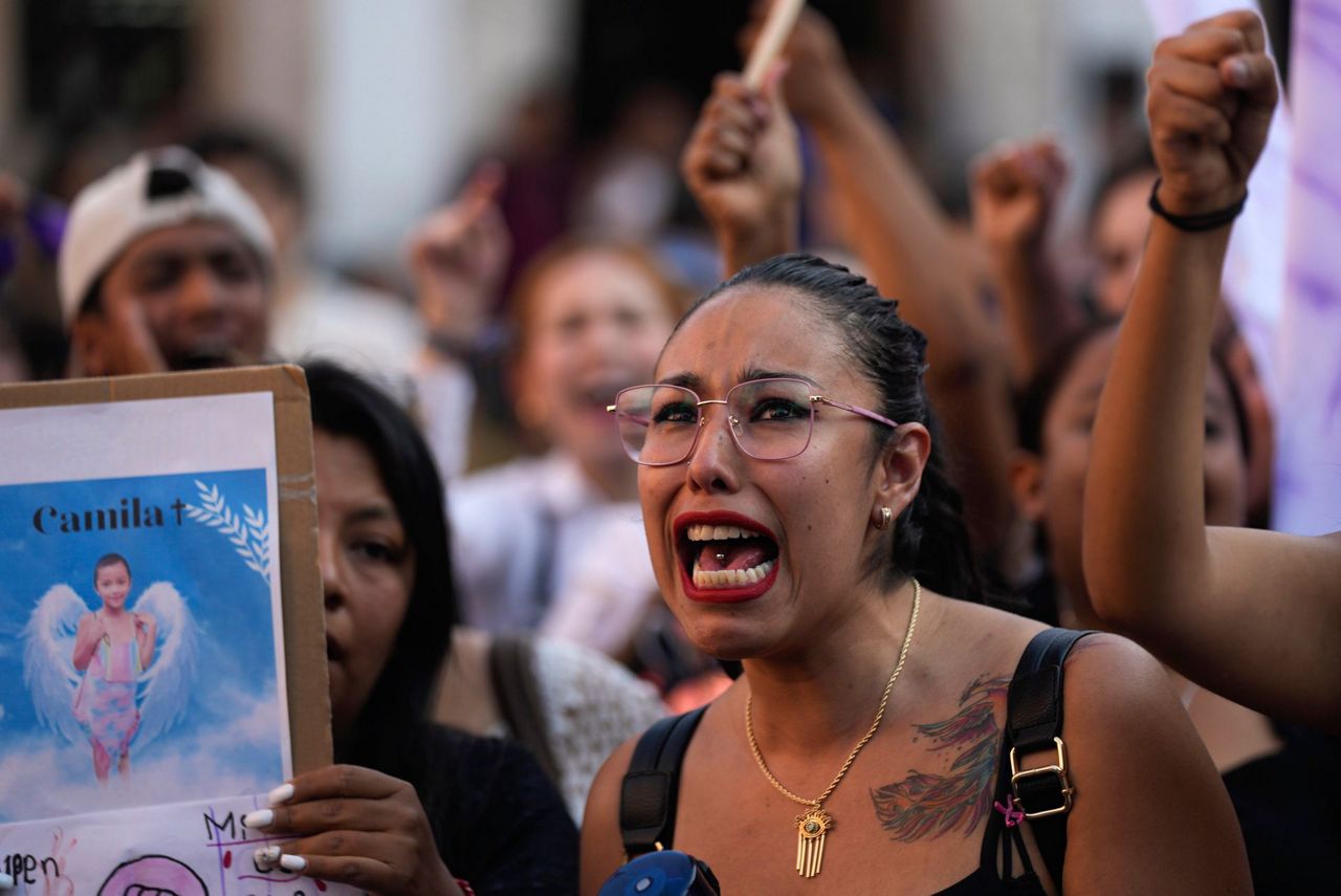 Mob in Mexico brutally beats suspected kidnapper to death hours before ...