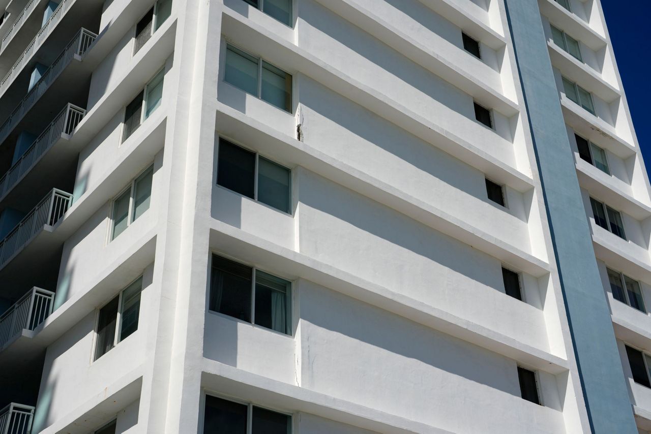 Miami building evacuated near site of deadly condo collapse