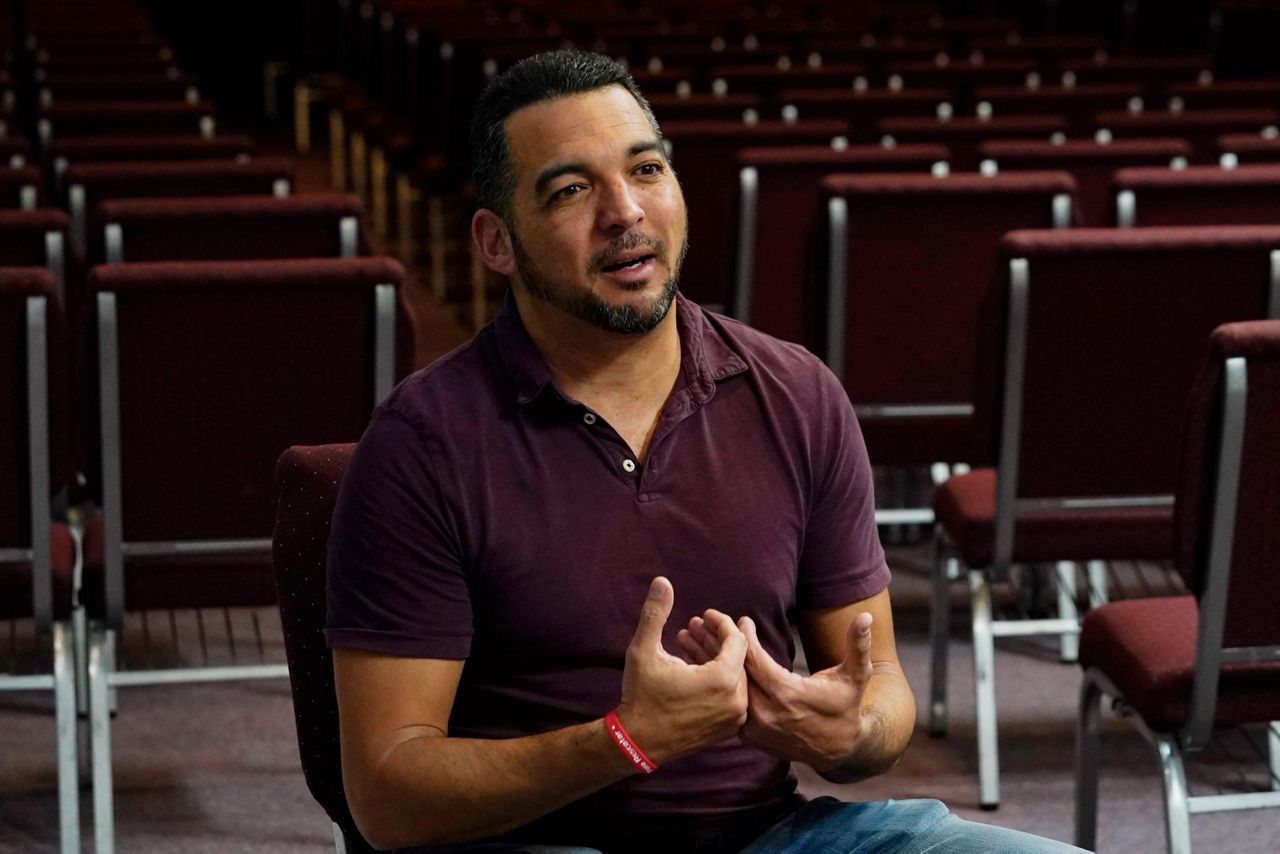 Miami faith community strains to help new exiles, migrants