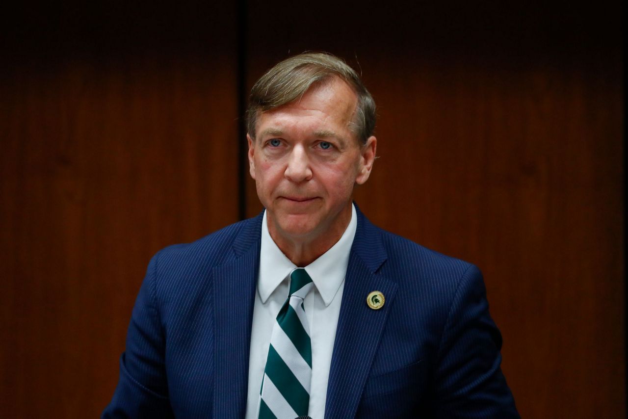 Michigan State chooses Stoney Brook president as next leader