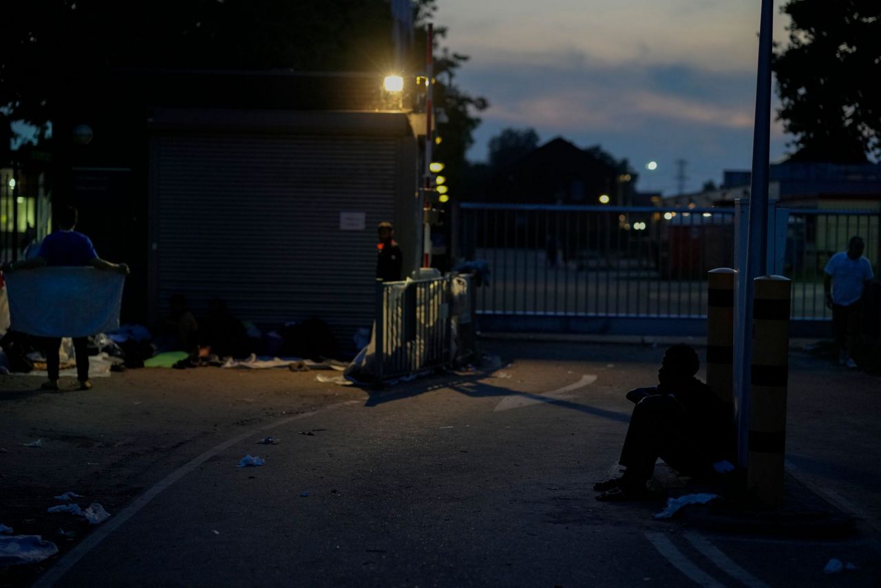 150 migrants moved from overcrowded Dutch asylum center