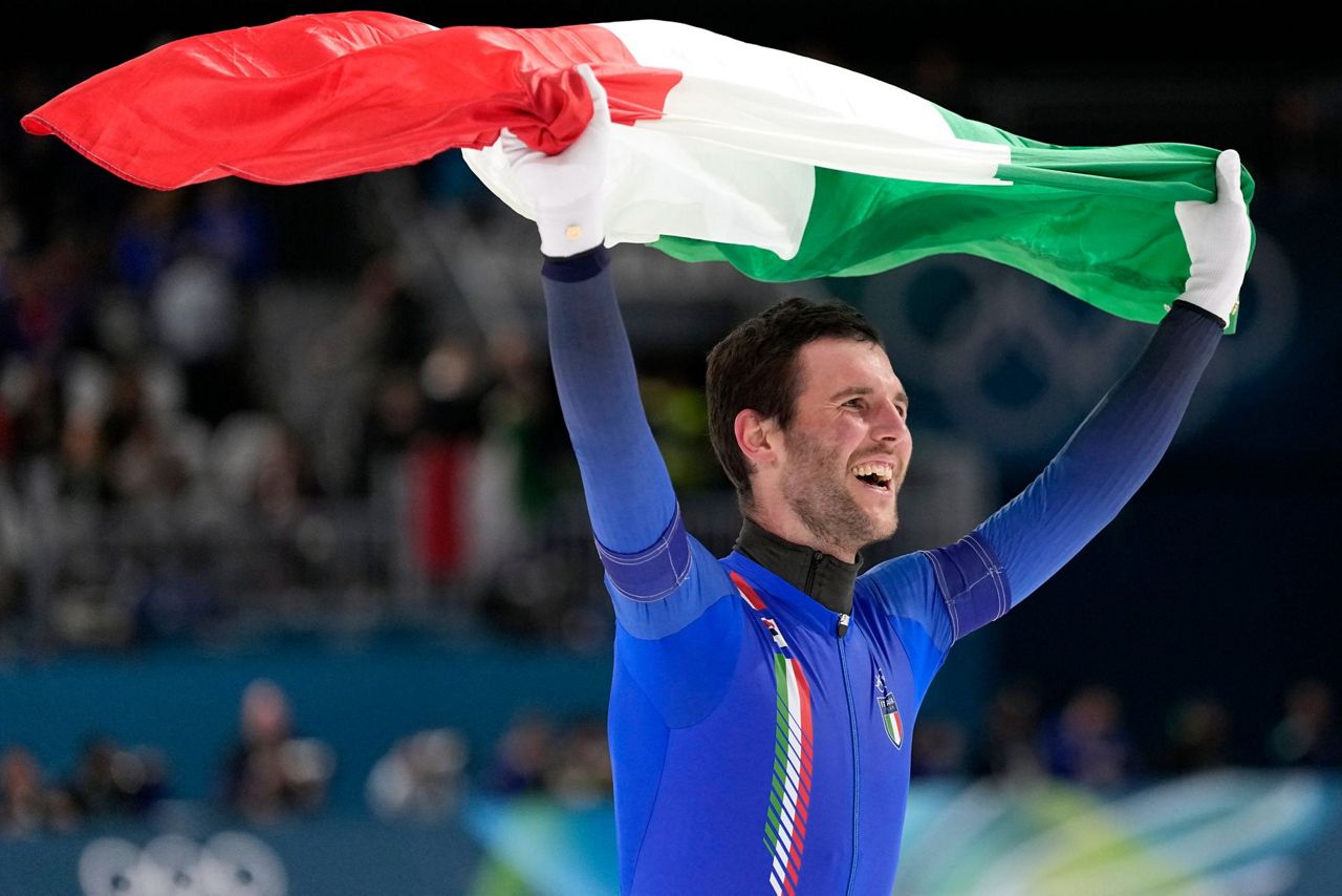 Italy pulls off a stunner in Olympic men's speedskating team pursuit ...