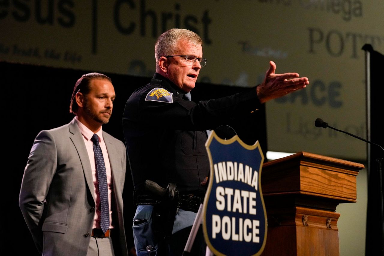 Indiana police arrest man in 2017 killings of 2 teen girls