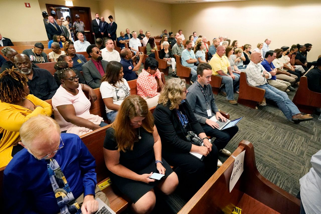 Former Mississippi Officers Expected To Plead Guilty To State Charges