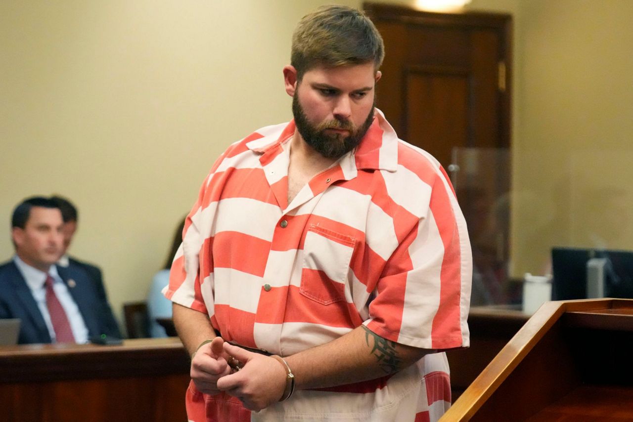 Former Mississippi Officers Expected To Plead Guilty To State Charges