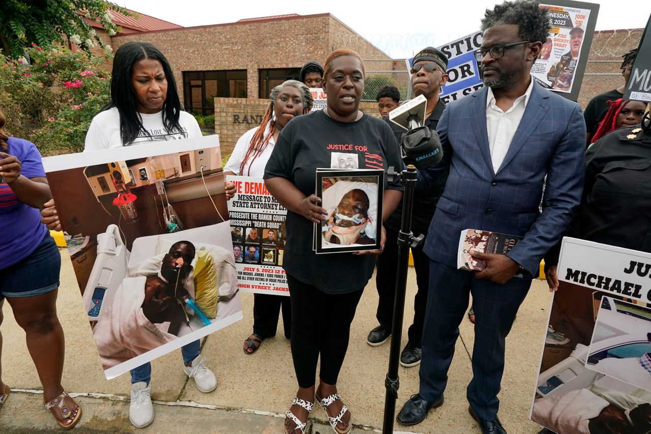 Civil suit can continue against corrupt former deputy linked to death ...