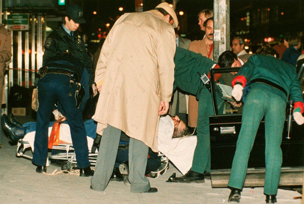 A top leader of Gambino crime family is slain in New York