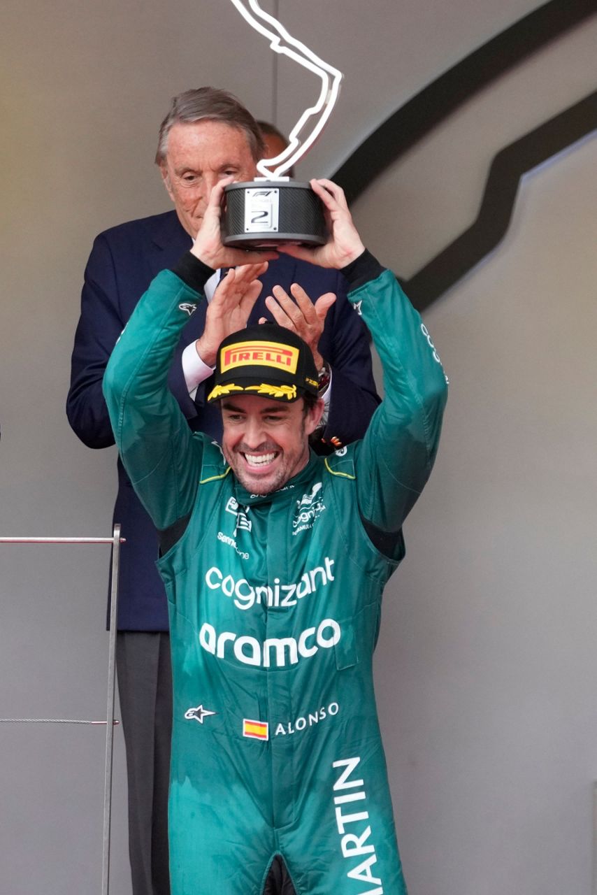 Alonso feels he's far from catching F1 leader Verstappen despite his ...