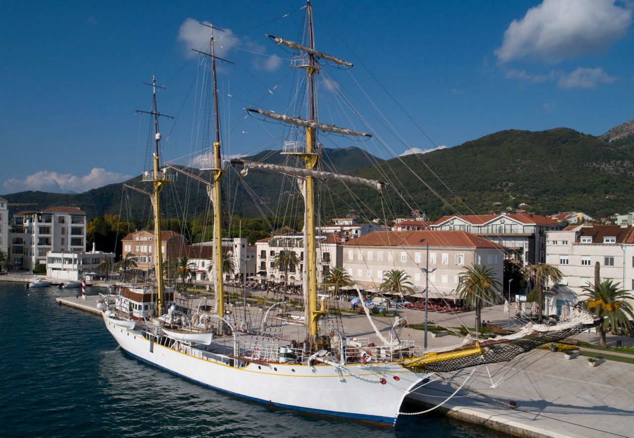 Montenegro, Croatia clash over navy training ship