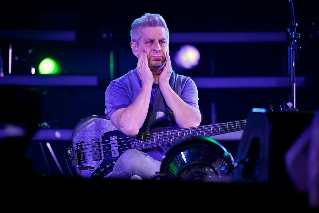Phish fans are famously dedicated. What happens when they enter the Sphere?