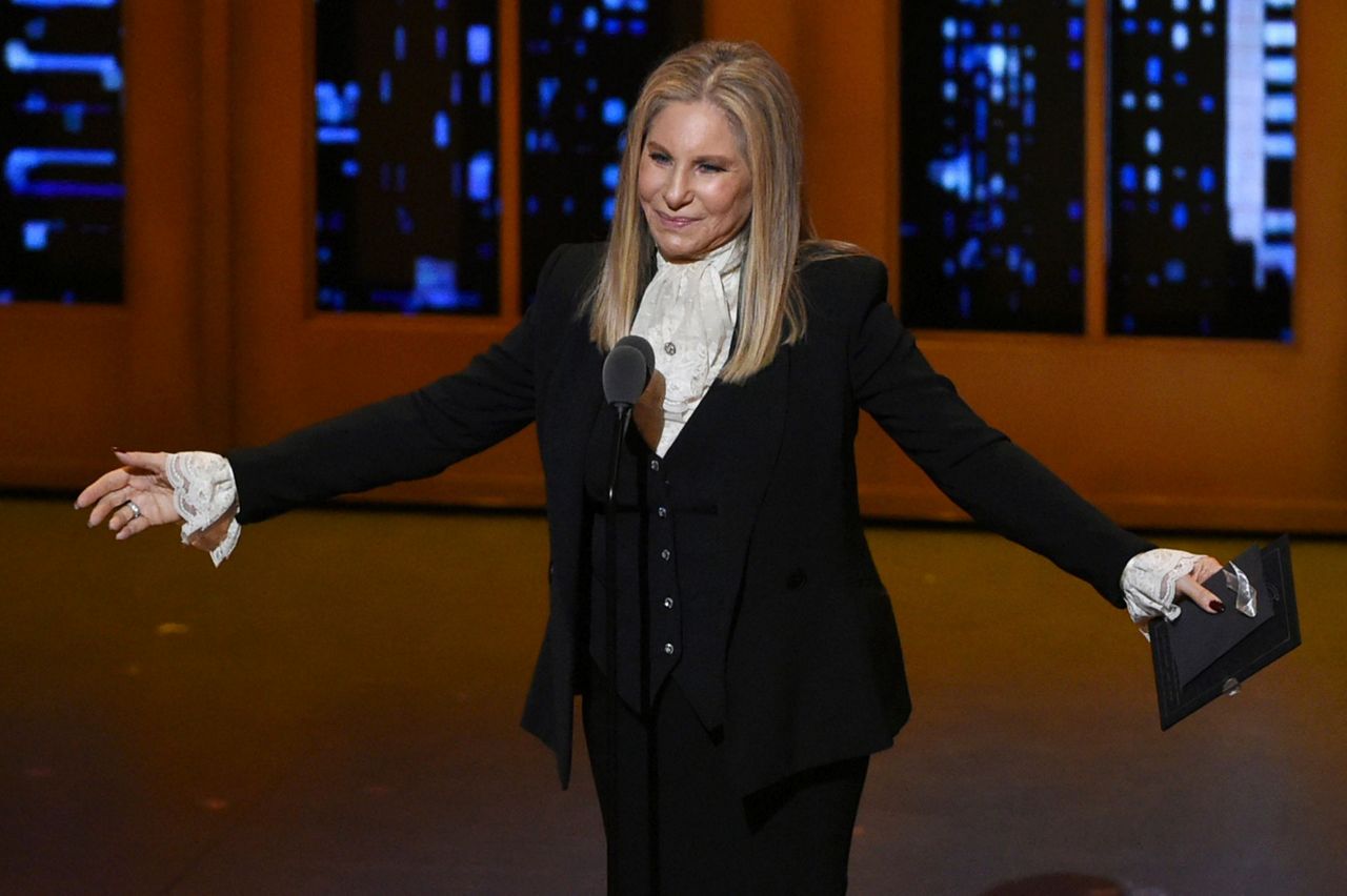 Early Streisand nightclub recording remastered for release