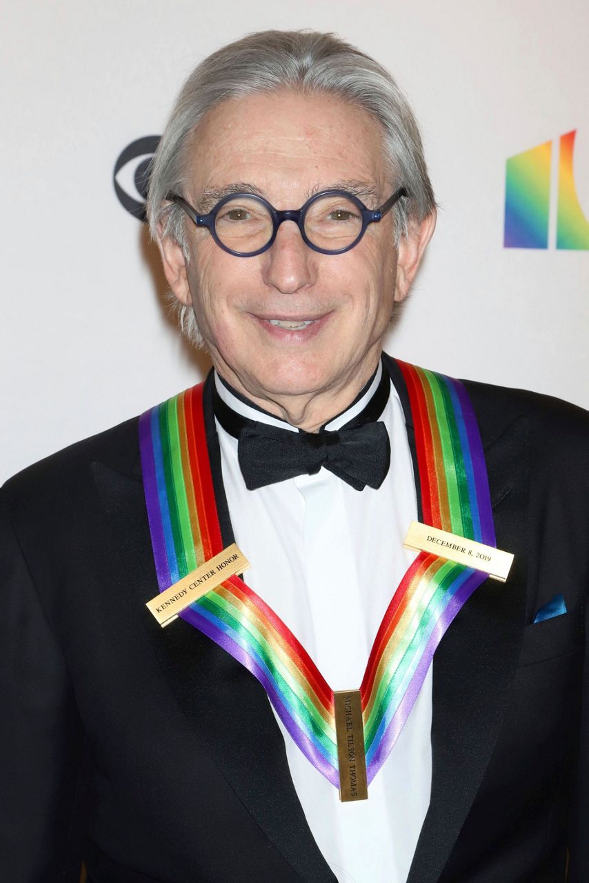 Tilson Thomas resigns from New World Symphony, lessens work