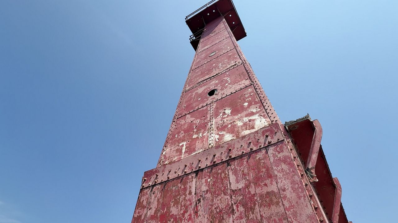 Donations sought to restore historic Muskegon lighthouse