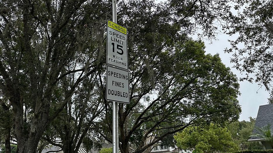 Resident says Maitland school zone signs cause confusion