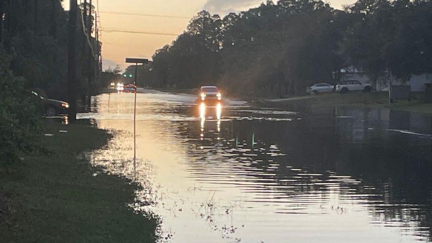 Heavy rains flood roads in Brevard and Volusia counties