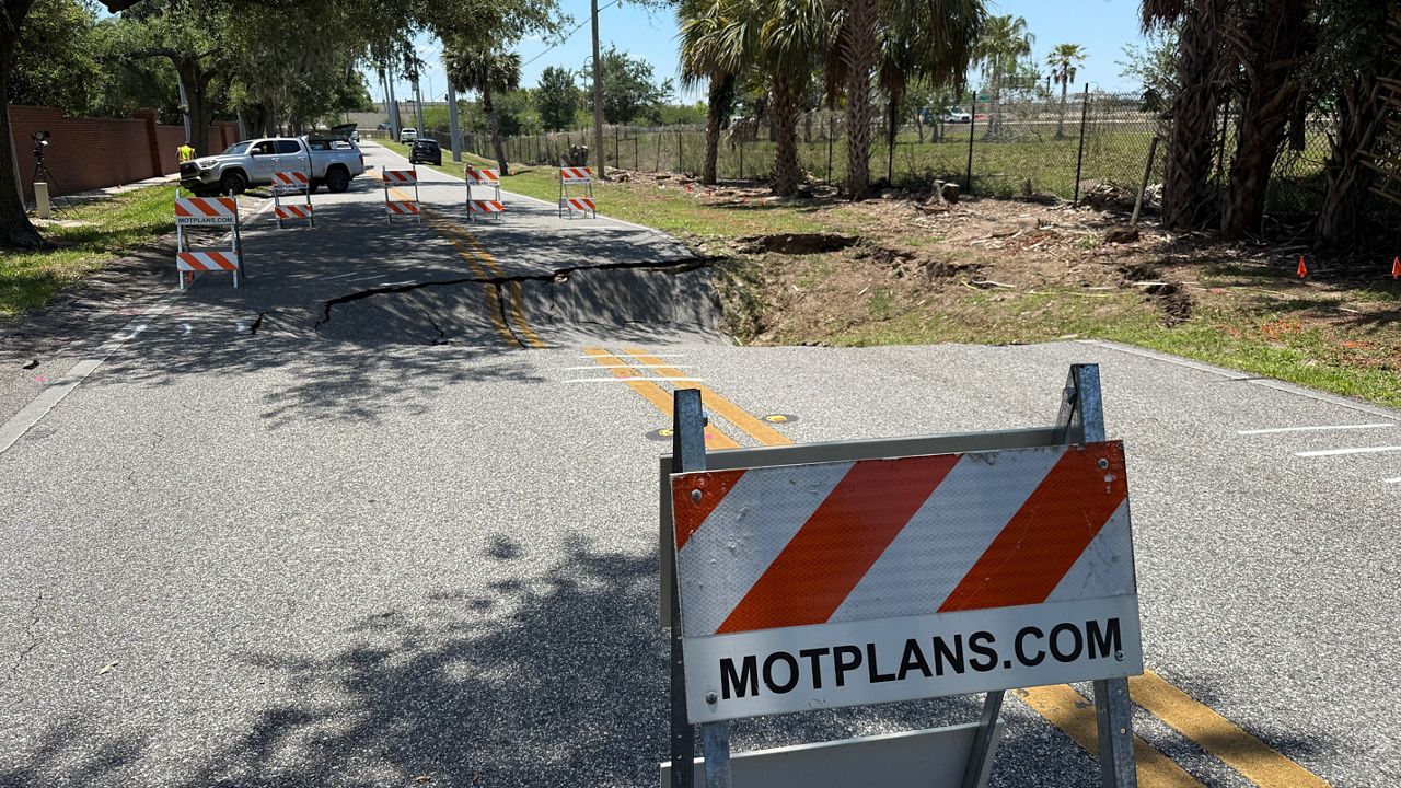 Large sinkhole opens in Maitland