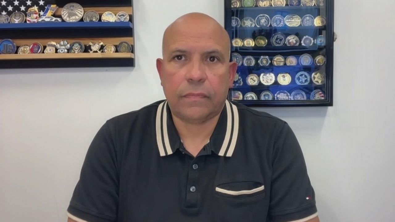 Former NYPD sergeant talks Midtown mass shooting