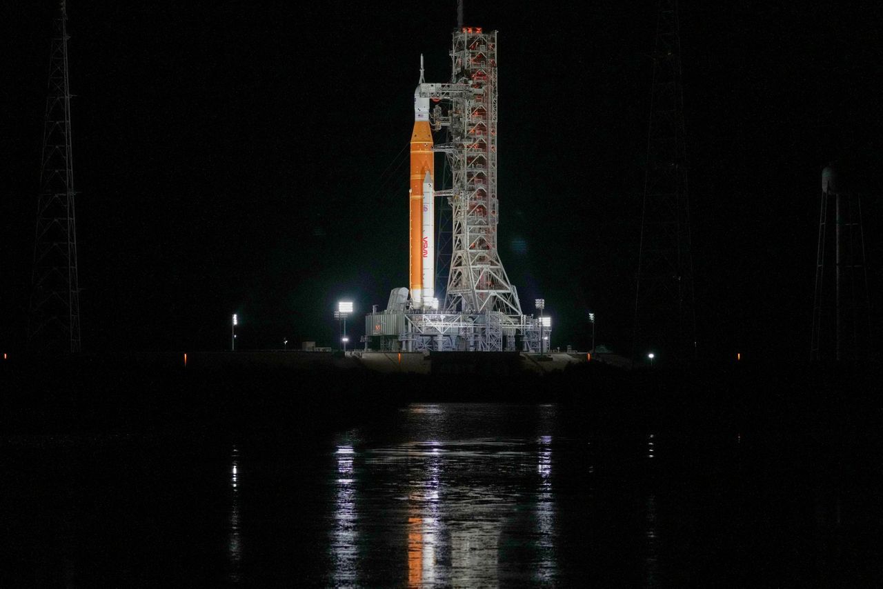 NASA targets a March launch of the moon rocket after test run reveals ...