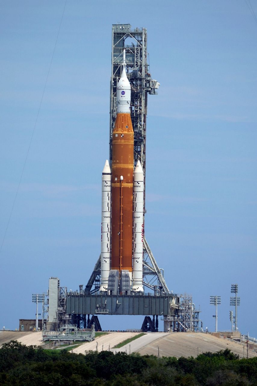 NASA aims for Saturday launch of new moon rocket: Take 2
