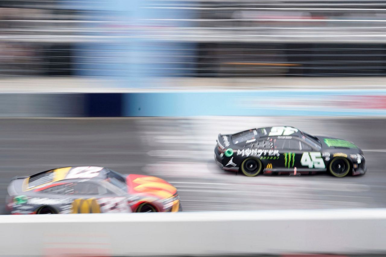 Denny Hamlin wins pole for NASCAR Cup Series' first street race in ...