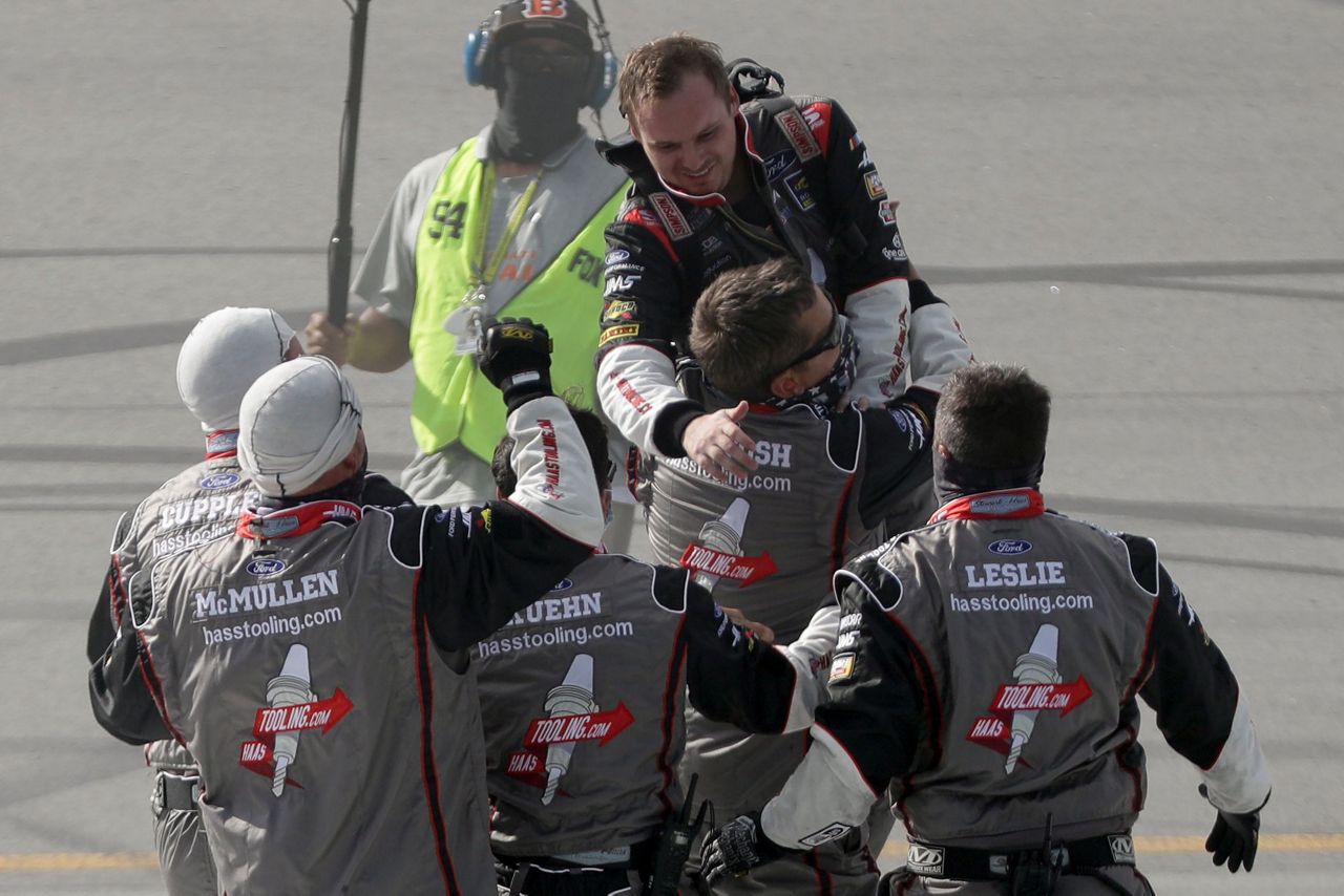 NASCAR Cup rookie Cole Custer wins in upset at Kentucky