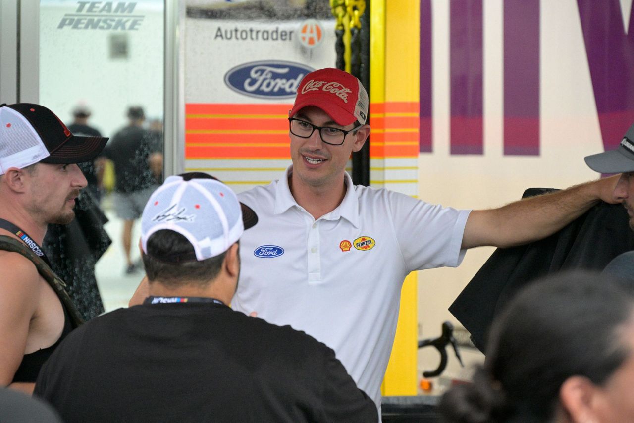 NASCAR Cup race at Daytona rained out, moved to Sunday