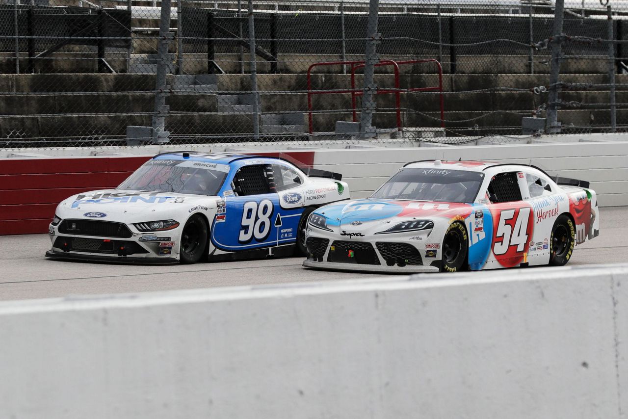 Xfinity Series' return again delayed by rain at Darlington