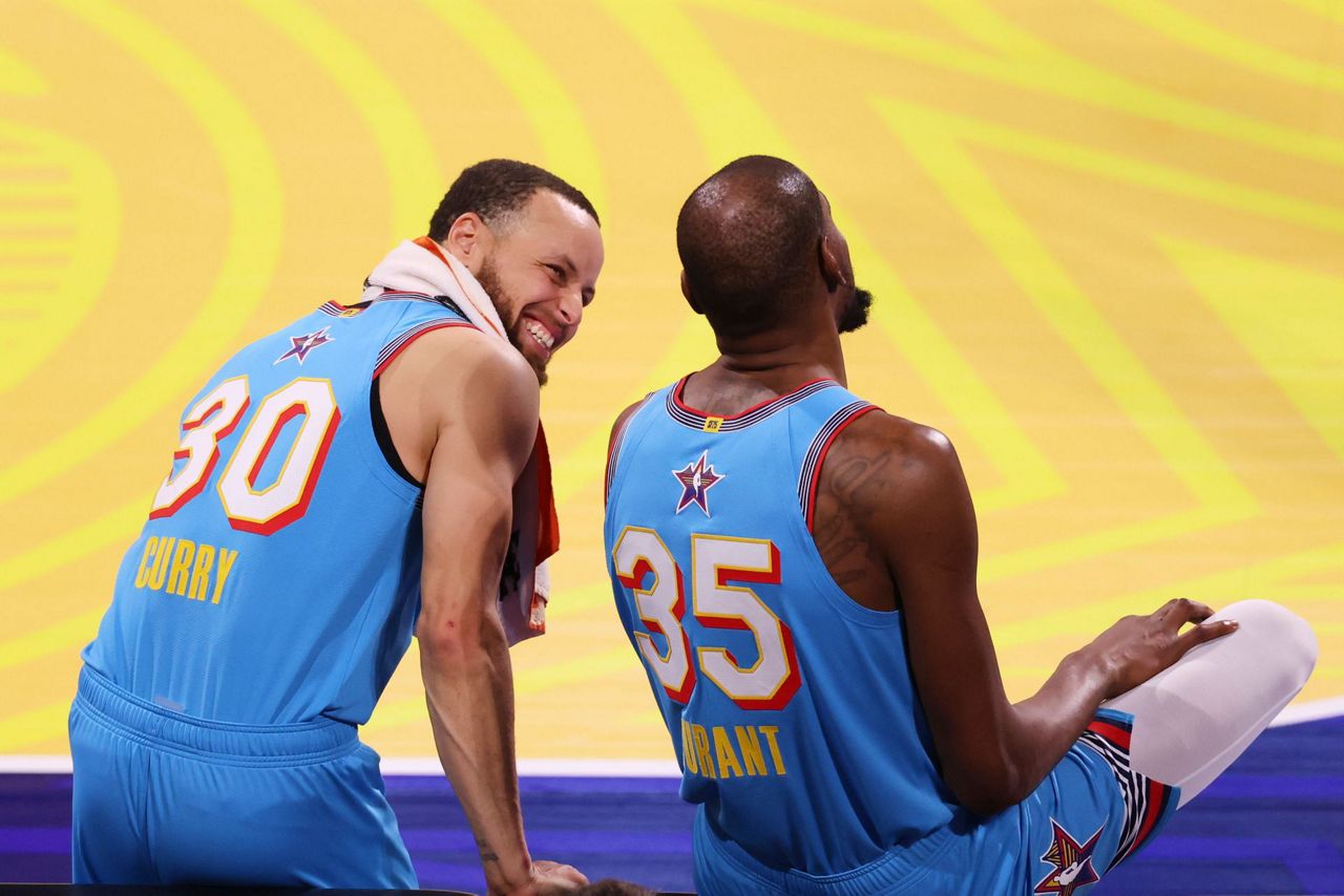 Stephen Curry captures MVP honors in All-Star Game at home, leads Shaq’s OGs to victory