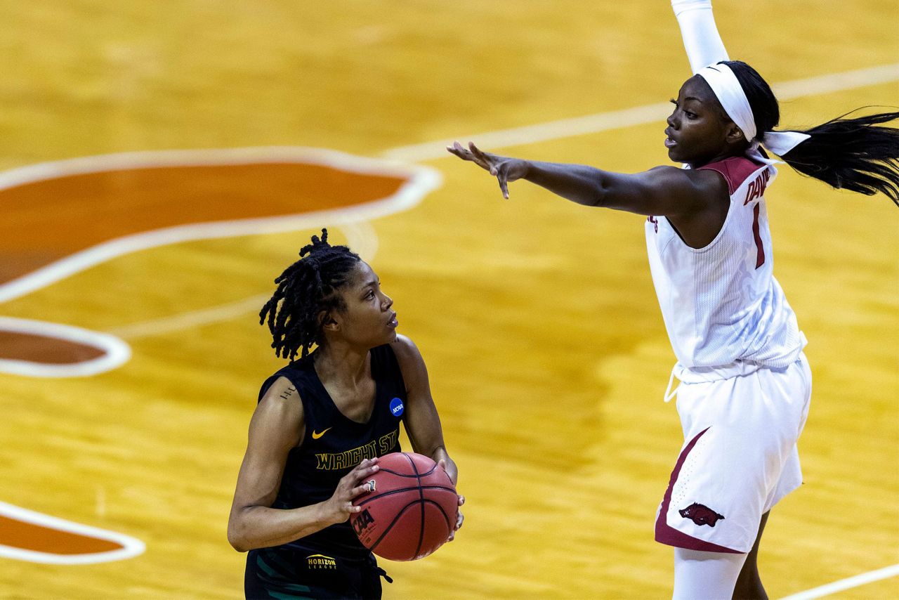 Baker and No. 13 Wright State stun No. 4 Arkansas 66-62