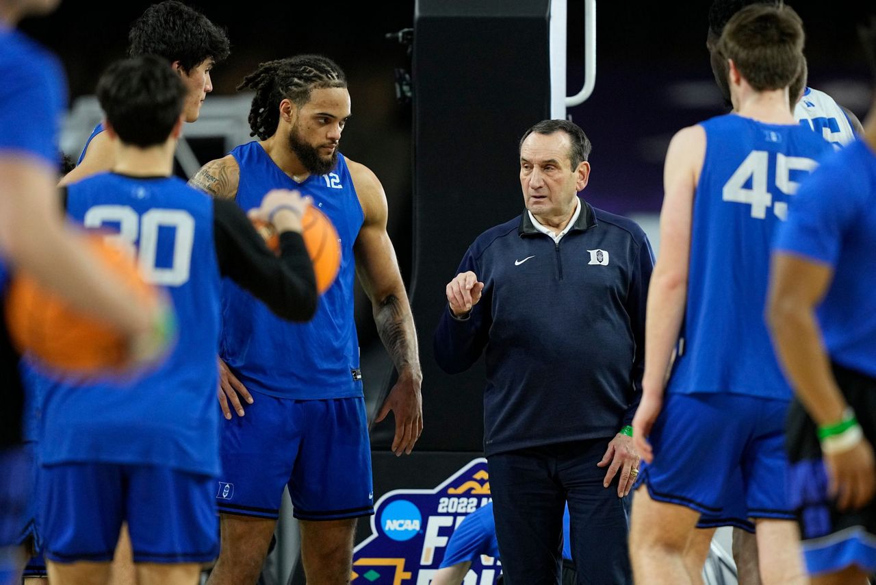 Rivals Duke, North Carolina in titanic clash at Final Four