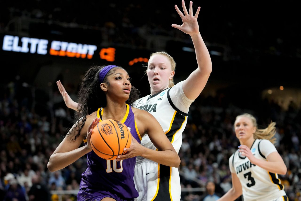 Emotional Angel Reese now must quickly decide whether to stay at LSU or ...