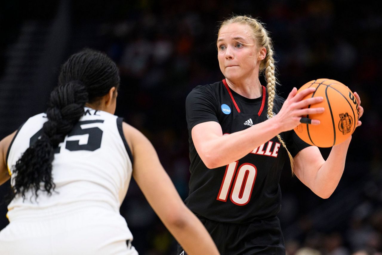 Louisville guard Hailey Van Lith enters transfer portal