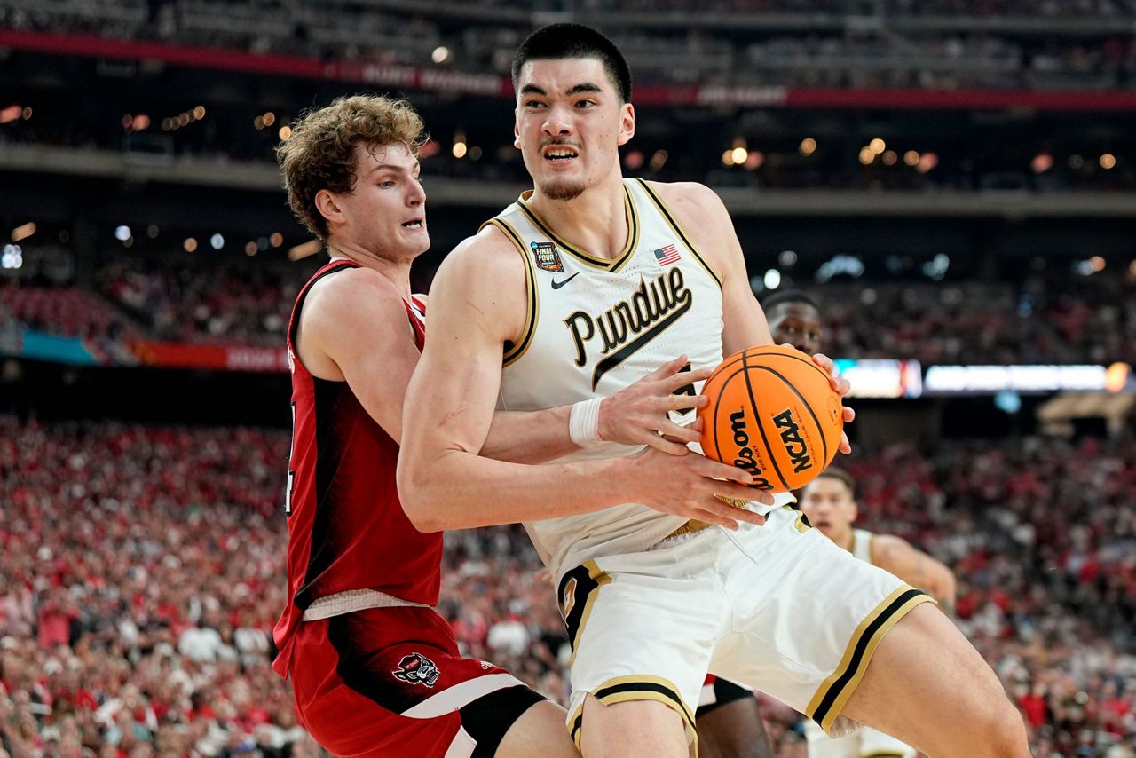 The keys for Monday night's national title game between UConn and Purdue
