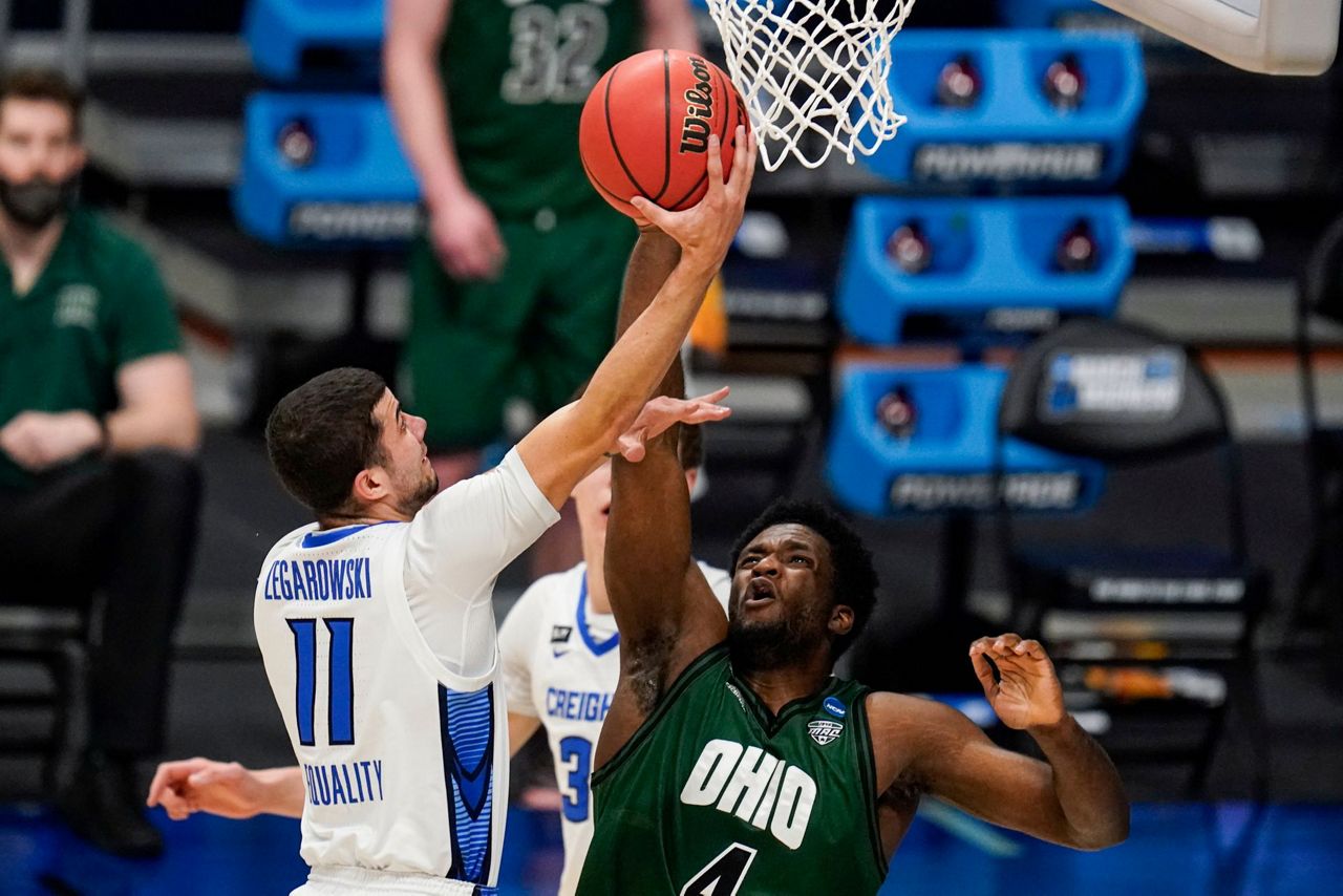 Zegarowski, Creighton beat Ohio 72-58 to reach NCAA Sweet 16
