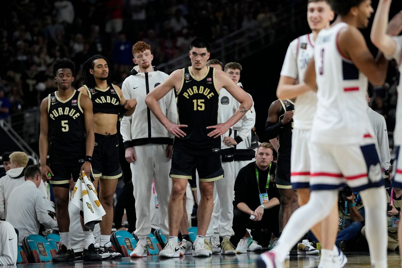 Purdue's Zach Edey laid it all out in the NCAA title game. It wasn't ...