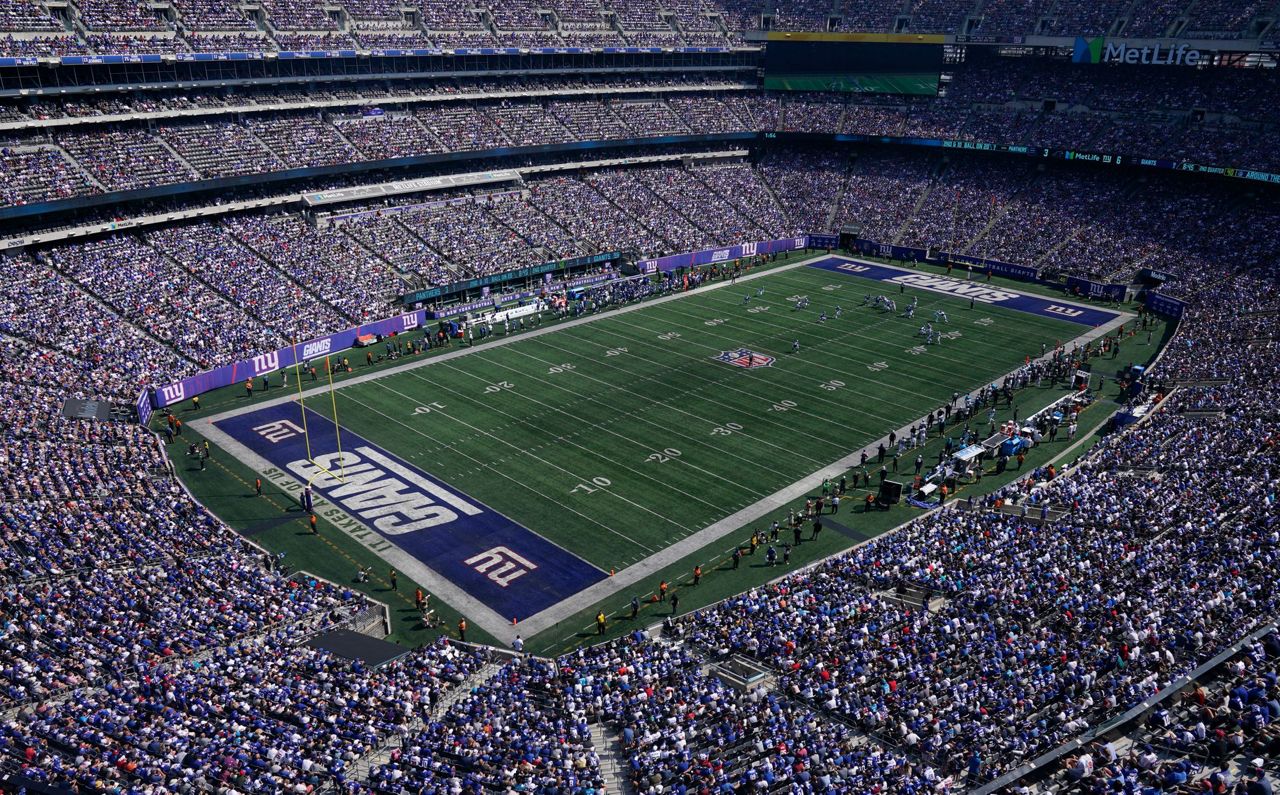 NFLPA calls on 6 venues to improve playing surfaces