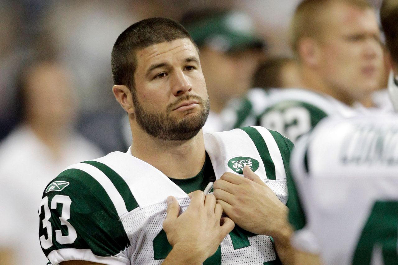 NFL retirees who say the league's disability plan is a sham can proceed ...