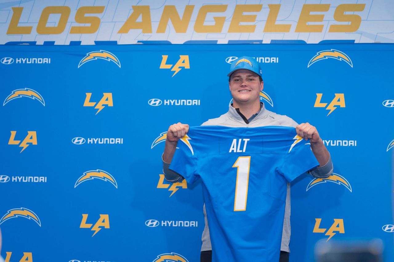 Pac-12 posts an impressive haul in the NFL draft before the conference ...