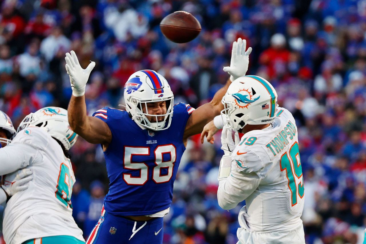 Fred Warner claims the top spot in AP's NFL linebacker rankings