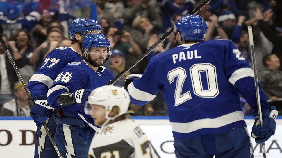 Lightning beat Golden Knights 5-4